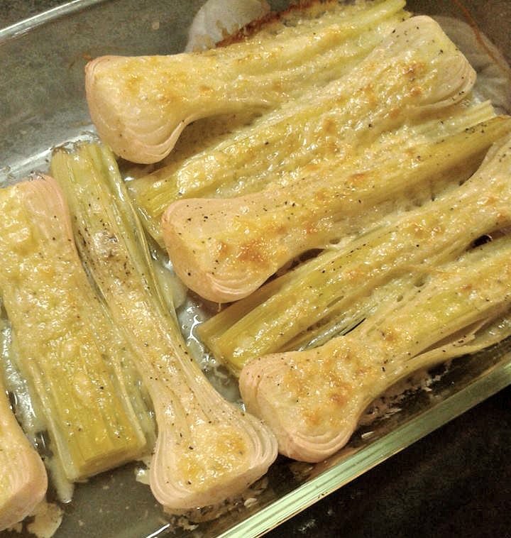 Why Leeks are Awesome (+ a Gratinéed Leeks Recipe) - Red and Honey